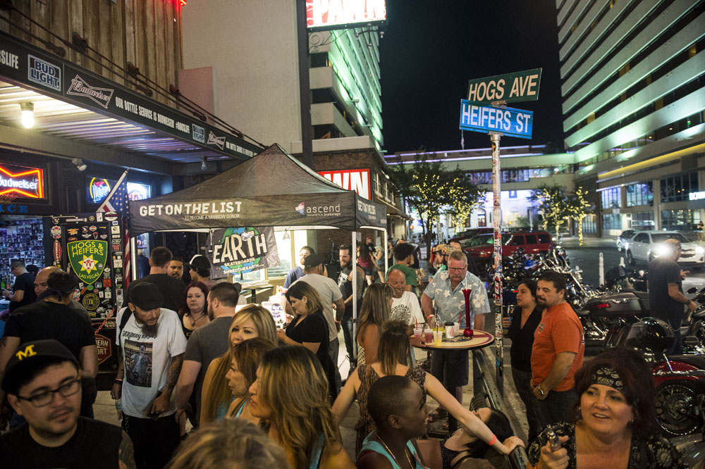 Hogs & Heifers Saloon_0886 – Hogs & Heifers Saloon Las Vegas