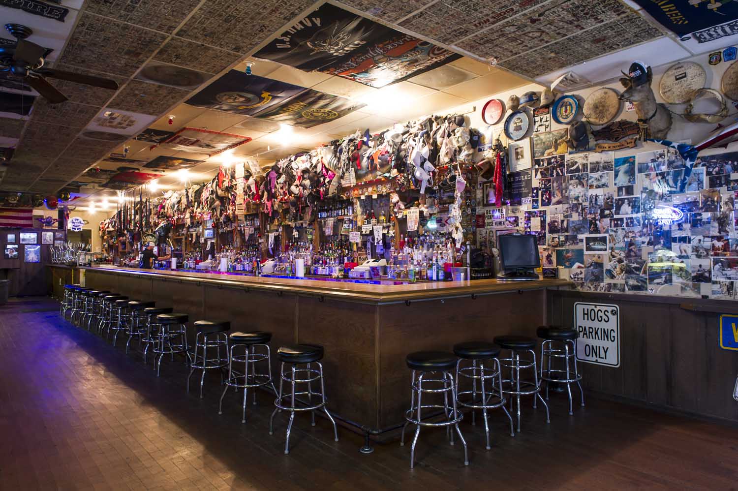 “Three Days in a Row” – Hogs & Heifers Saloon Las Vegas